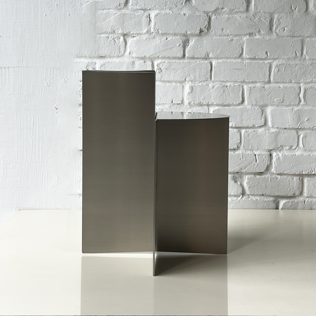 SUS Step Side Table – D9 STUDIO DESIGN FIRM