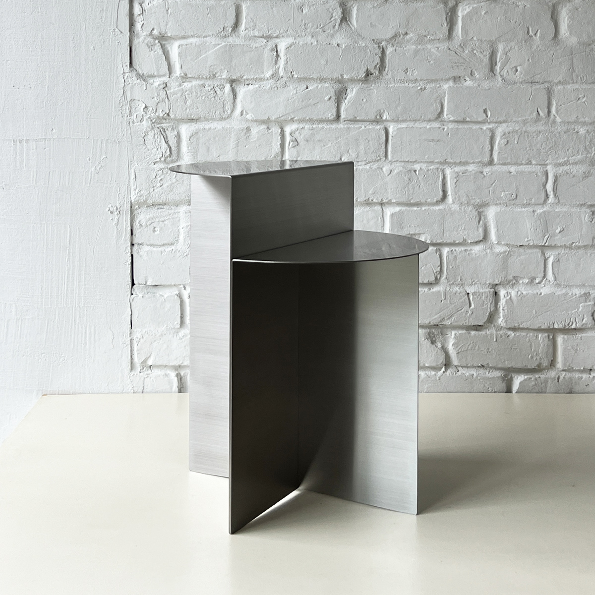 SUS Step Side Table – D9 STUDIO DESIGN FIRM